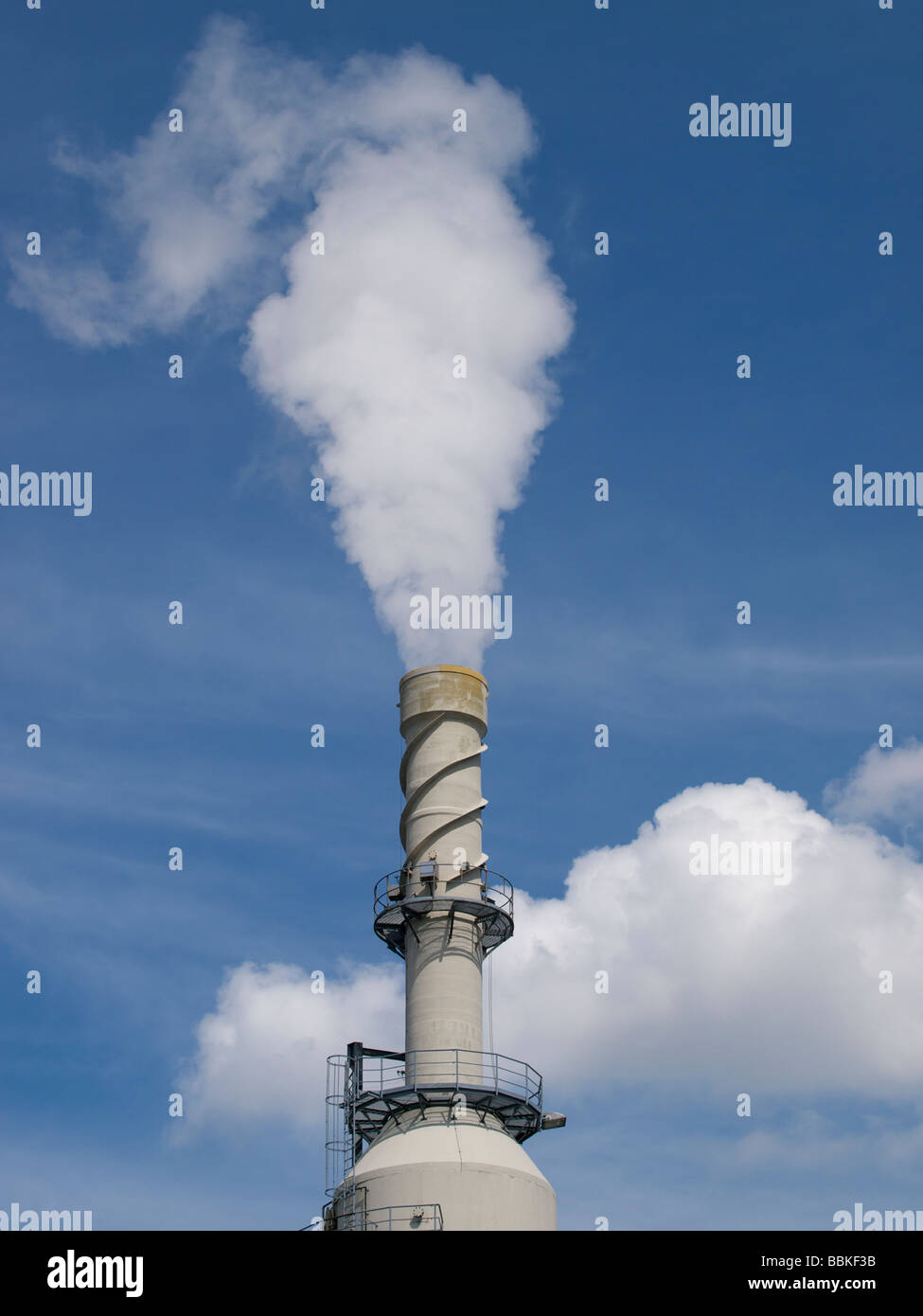 Smoke stack hi-res stock photography and images - Alamy