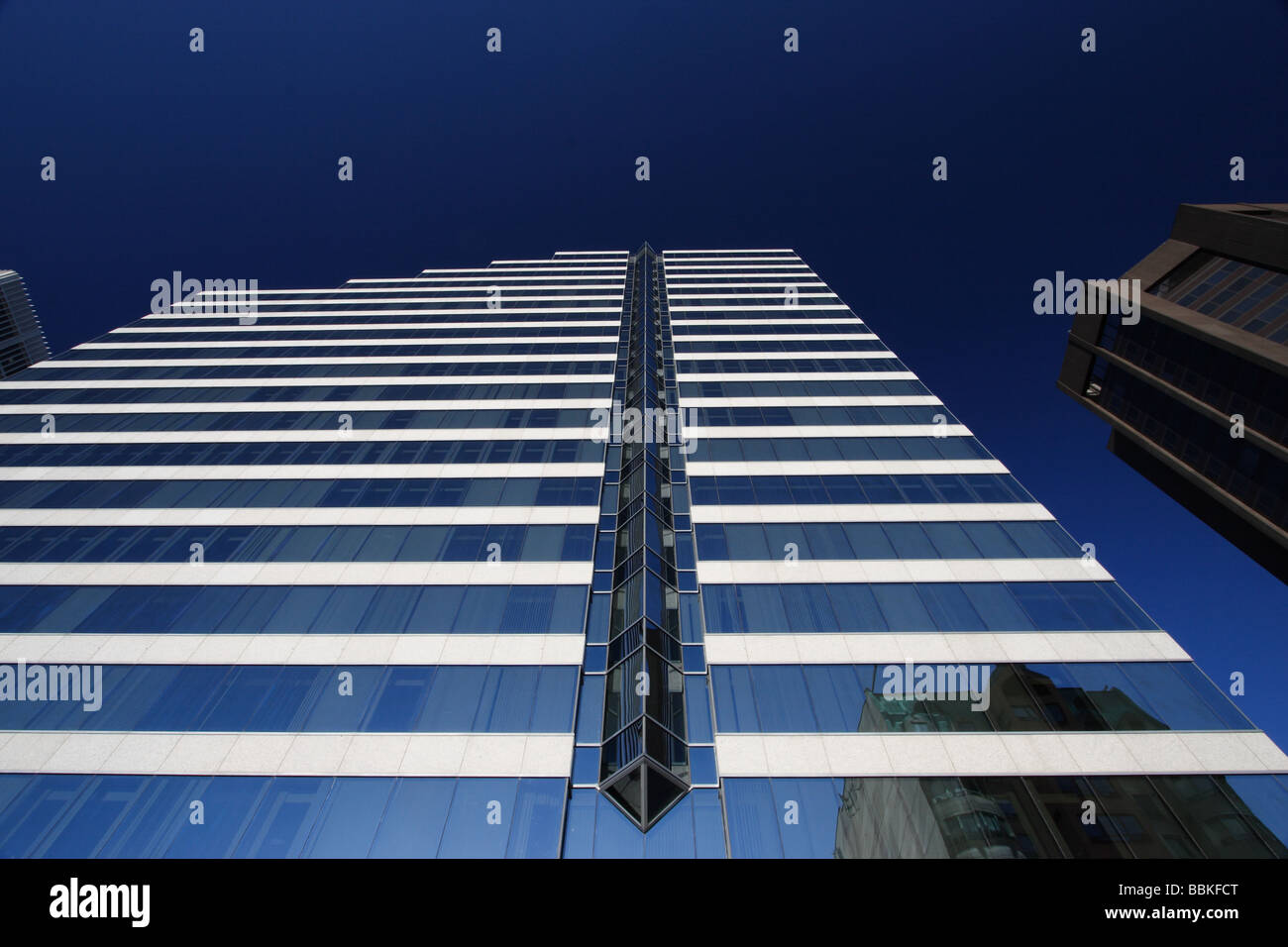 Striped building hi-res stock photography and images - Alamy