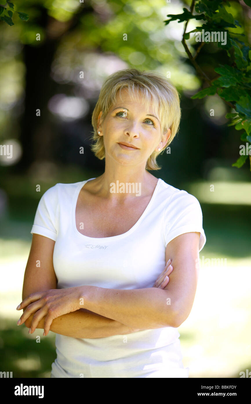 Aged between 40 and 45 hi-res stock photography and images - Alamy