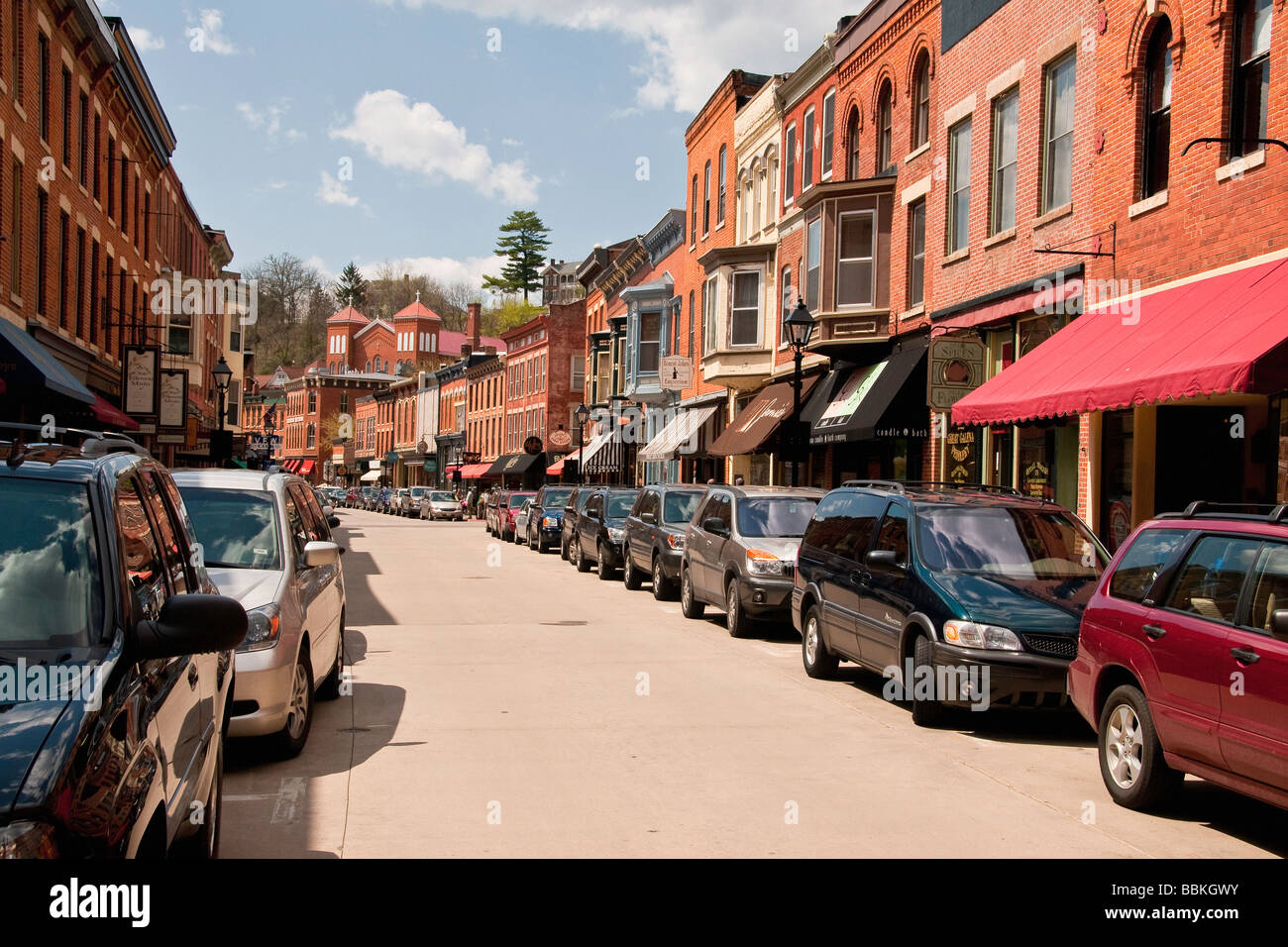 Busy main street in historic downtown Galena, Illinois, home of Ulysses ...