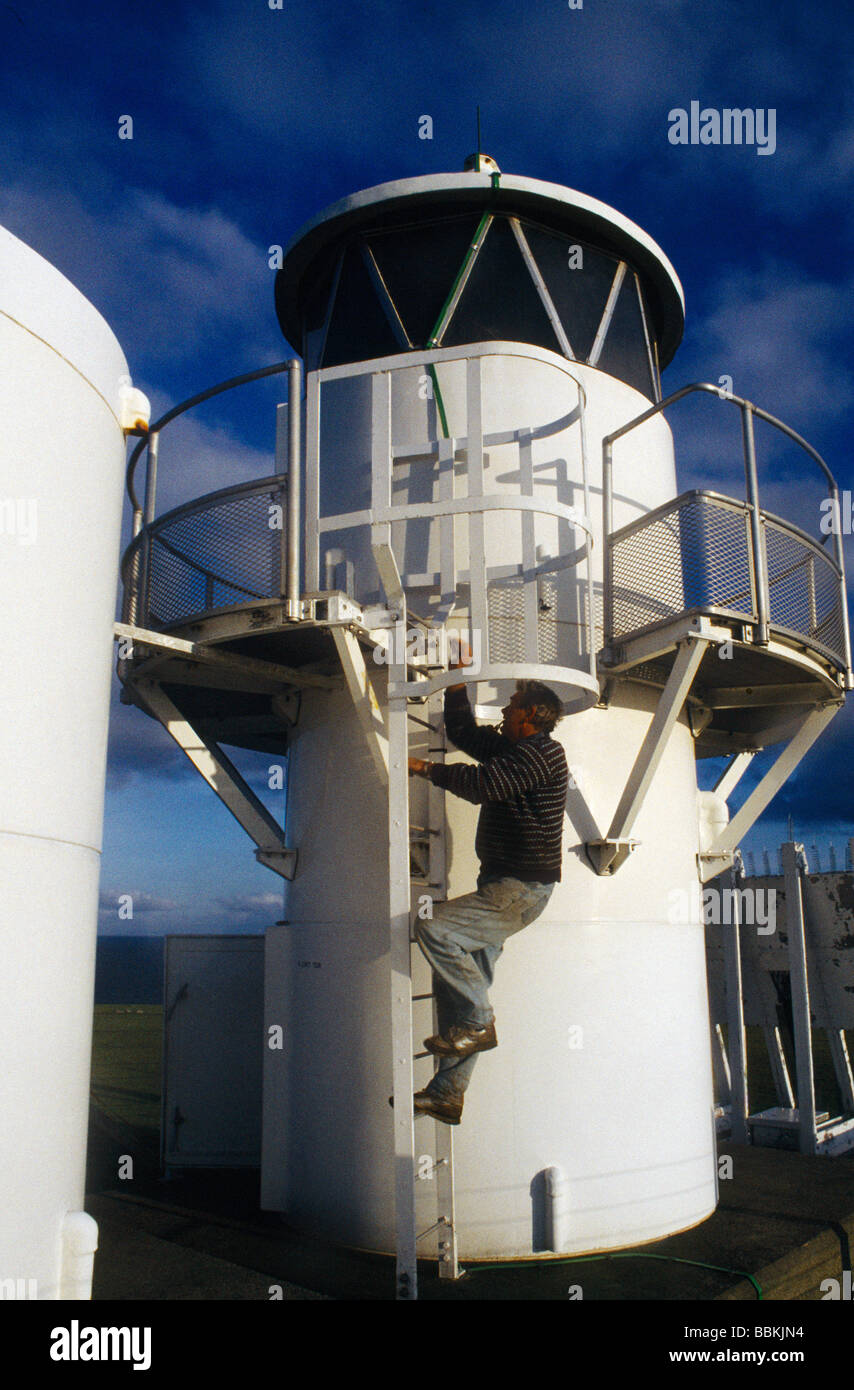 Foula Shetlands Scotland Lighthouse & Keeper Stock Photo - Alamy
