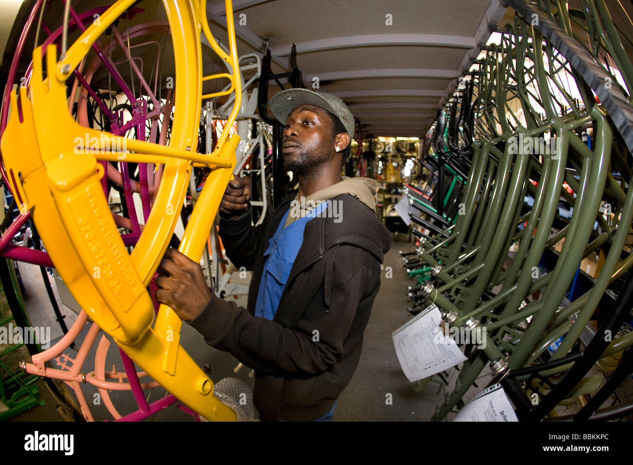 bicycle repair man Stock Photo - Alamy