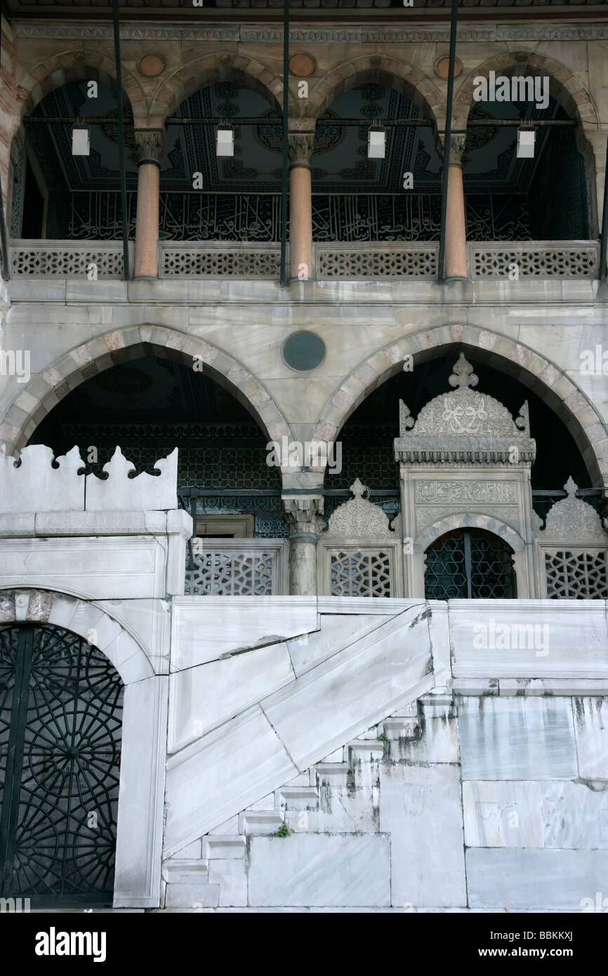 Detail of the New Mosque at Eminonu in Istanbul, Turkey Stock Photo - Alamy