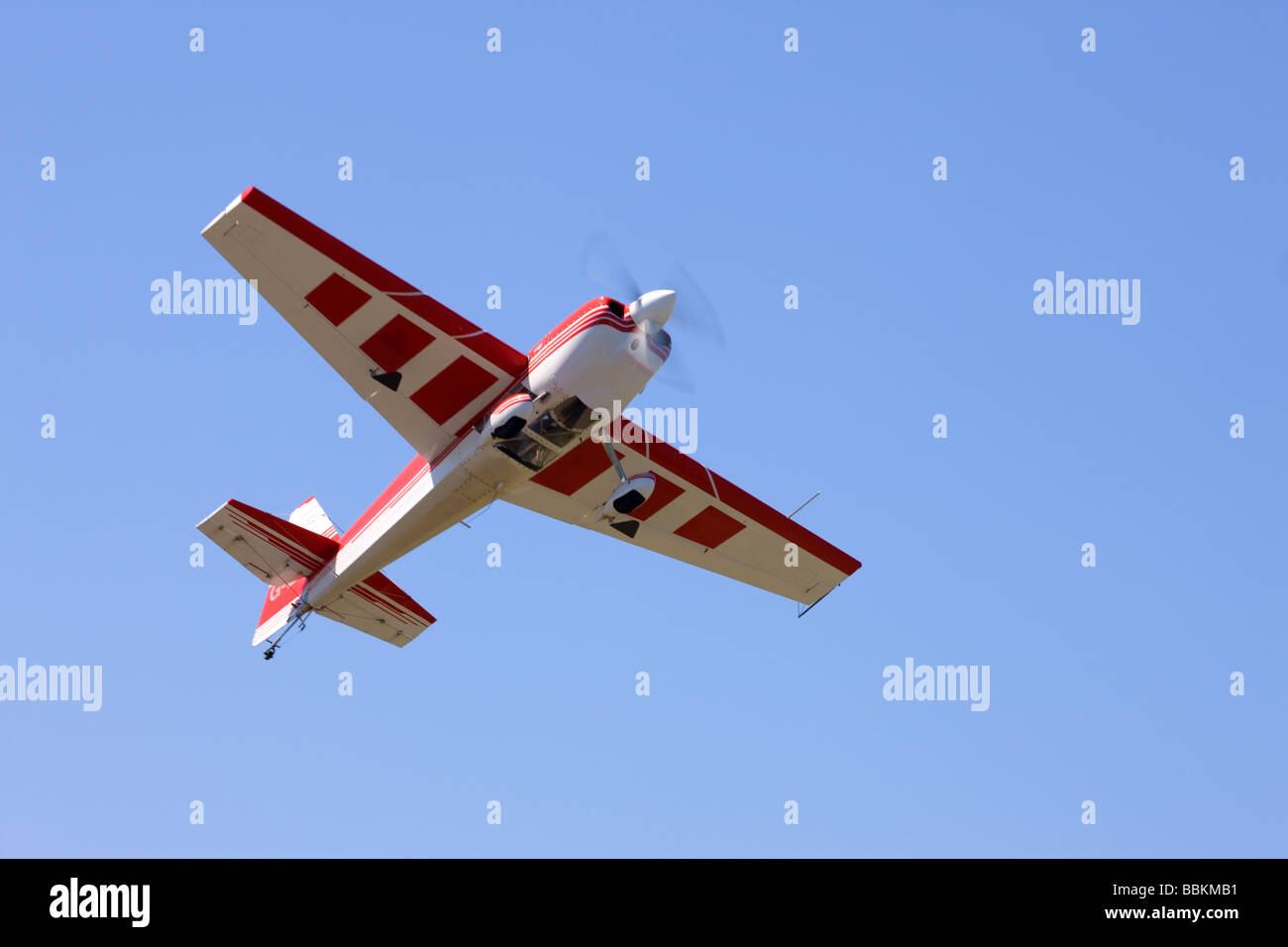 Edge 360 G-ZVKO climbing away after taking-off from Sandtoft Airfield ...