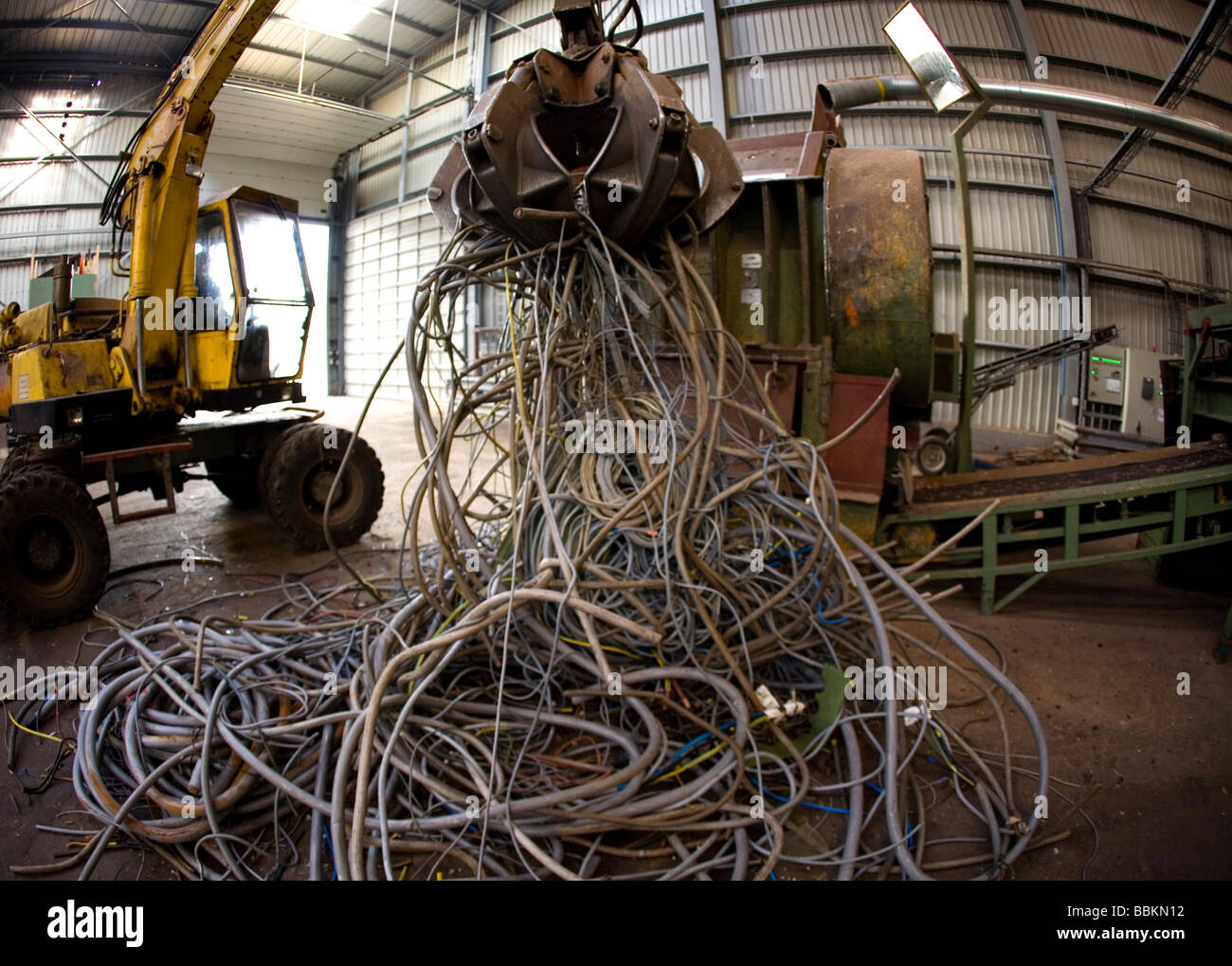 Lifting cables hi-res stock photography and images - Alamy