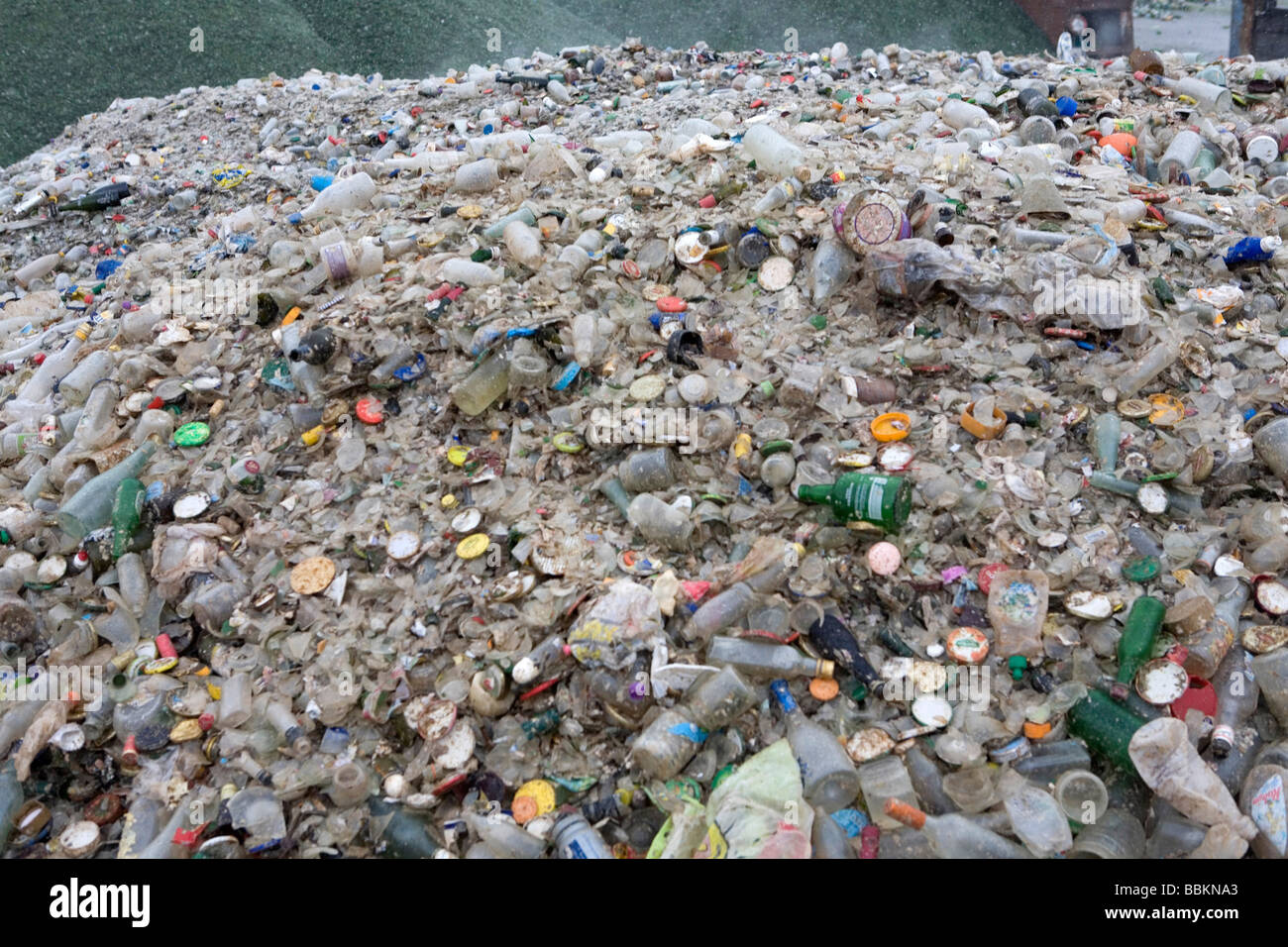 Recycling of toxic waste All municipalities in The Netherlands are ...