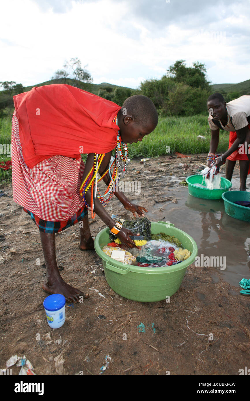Clean water bucket kenya hi-res stock photography and images - Alamy