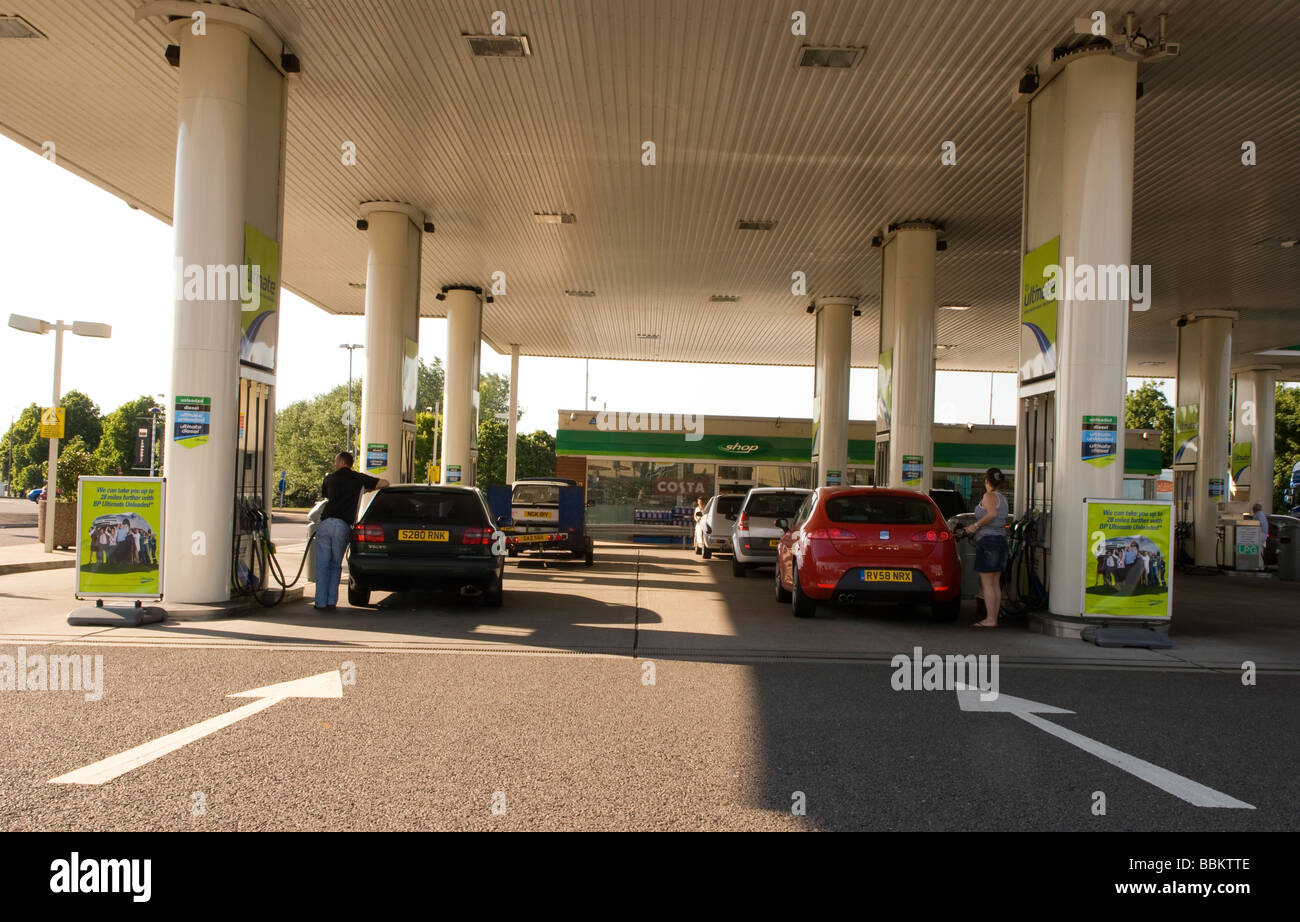 Petrol pump bp service station hi-res stock photography and images - Alamy