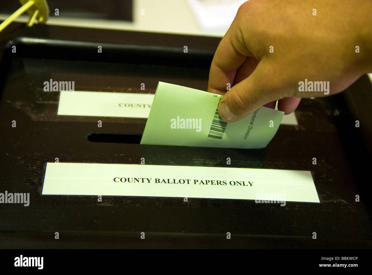 Ballot box vote man britain hi-res stock photography and images - Alamy