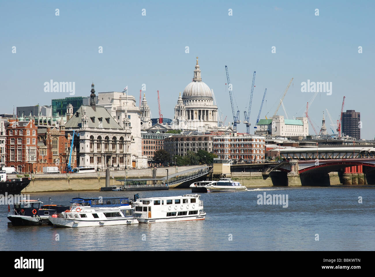 London river thames skyline, including St Paul's Cathedral,with a ...