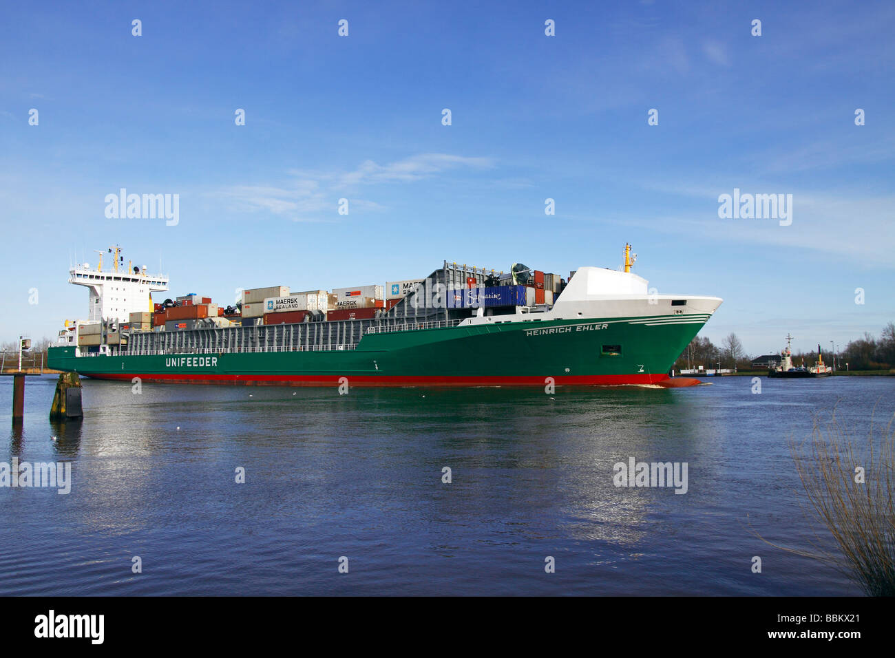 Freighter, container ship "Heinrich Ehler" at the Kiel-Canal near Burg ...