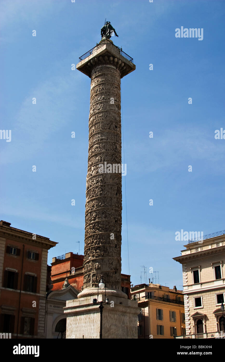 Piazza Colonna Rome Stock Photo - Alamy