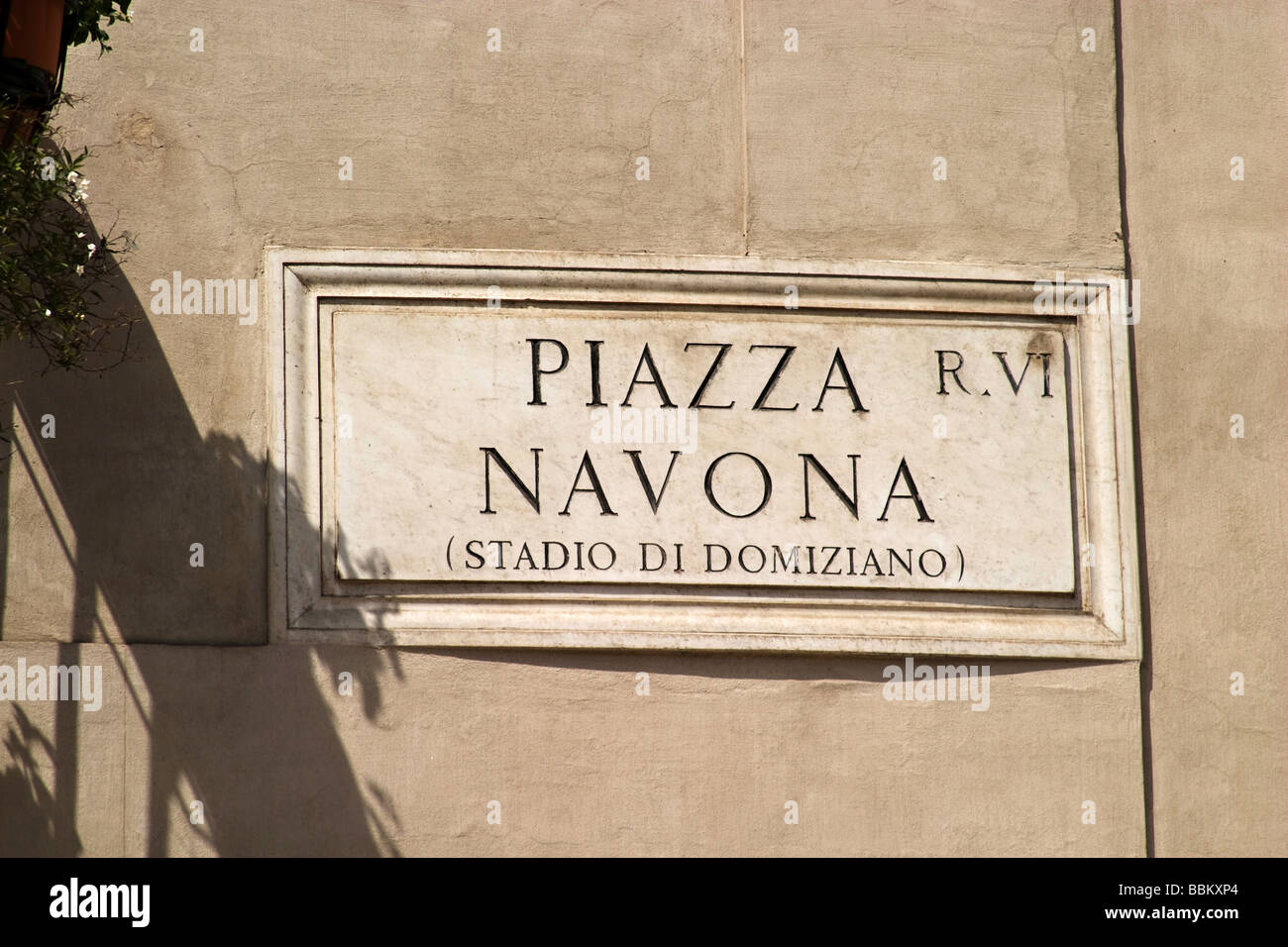 Navona pantheon hi-res stock photography and images - Alamy