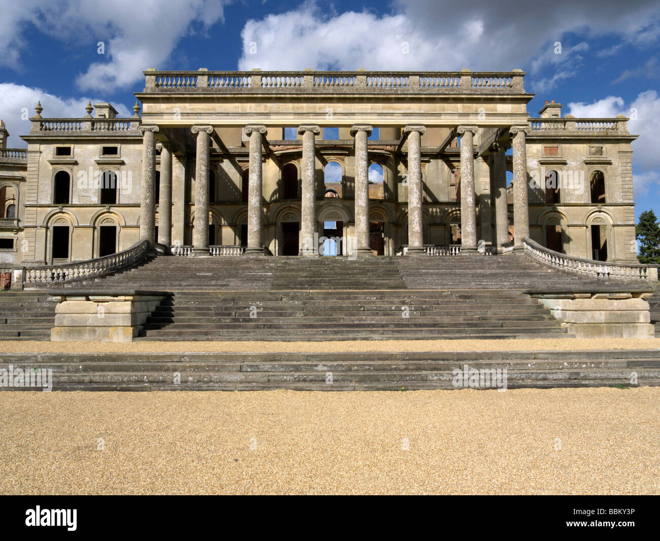 The exterior of a Stately Home Stock Photo - Alamy