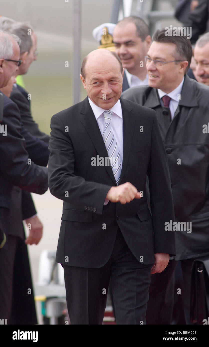 Arrival of the Romanian President Traian Basescu, 60 years NATO, the ...