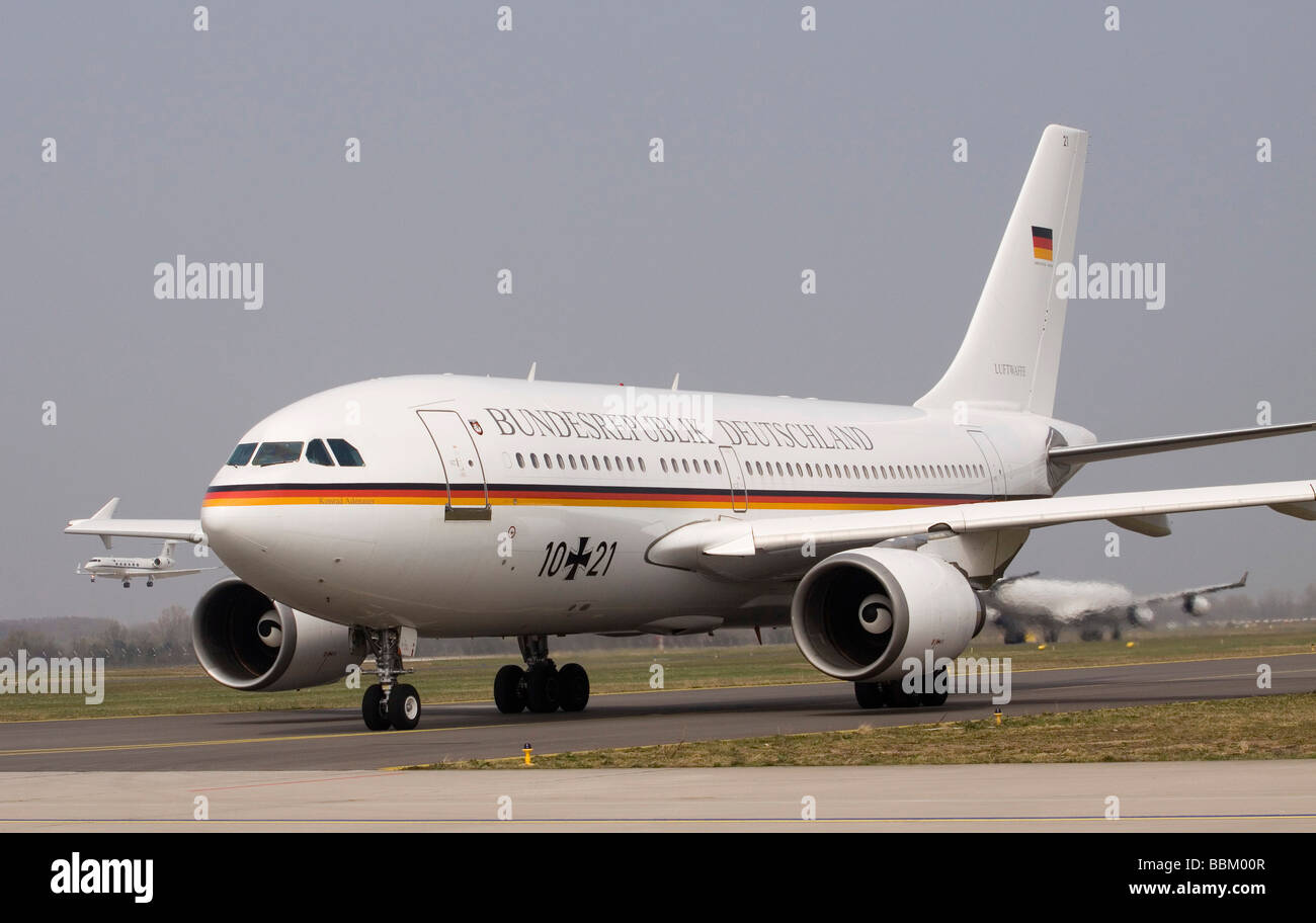 60 years NATO, government aircraft, Airbus, the arrival of the ...