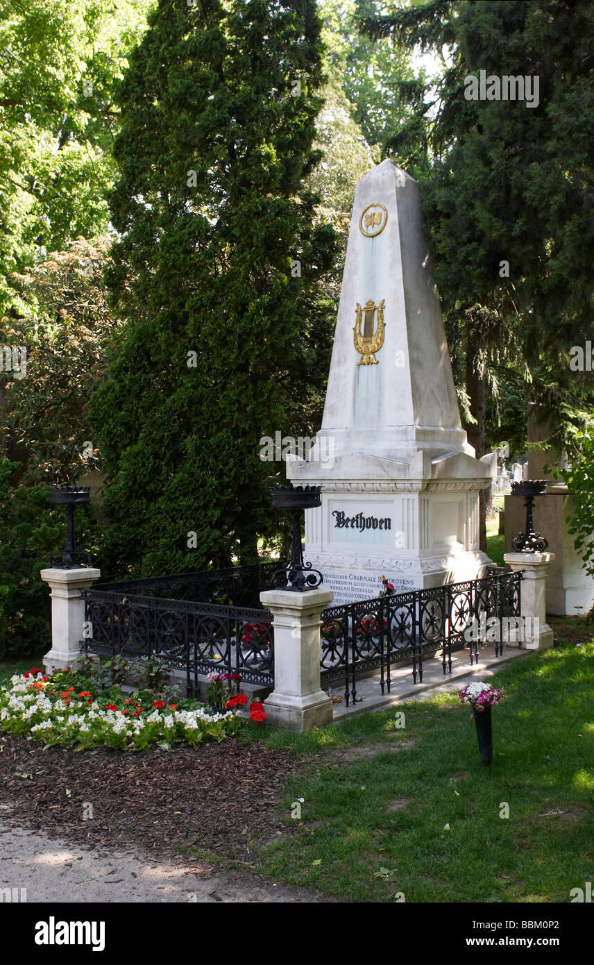 The tomb of Ludwig van Beethoven Central cemetery Vienna Stock Photo ...