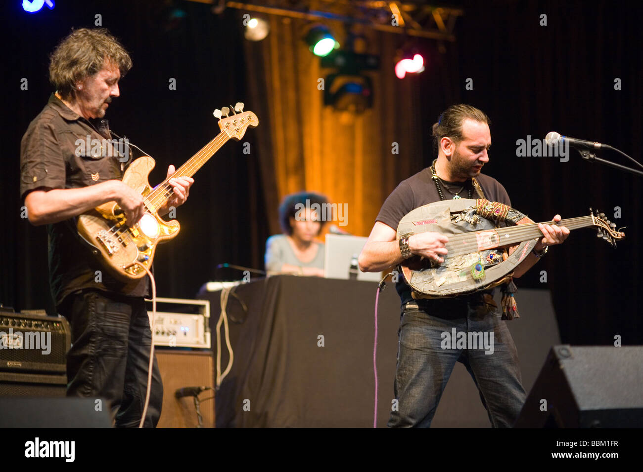 Caravan band hi-res stock photography and images - Alamy