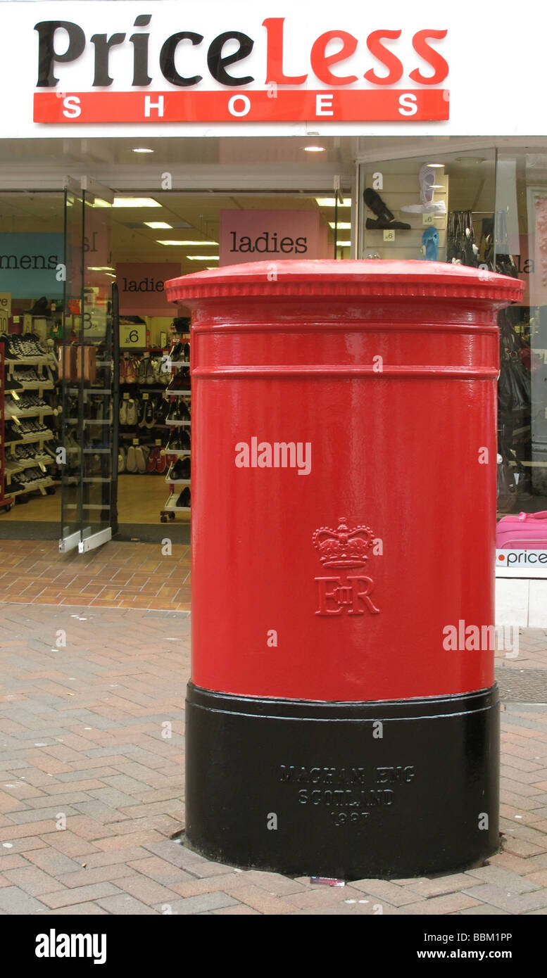 Red signpost dorset hi-res stock photography and images - Alamy