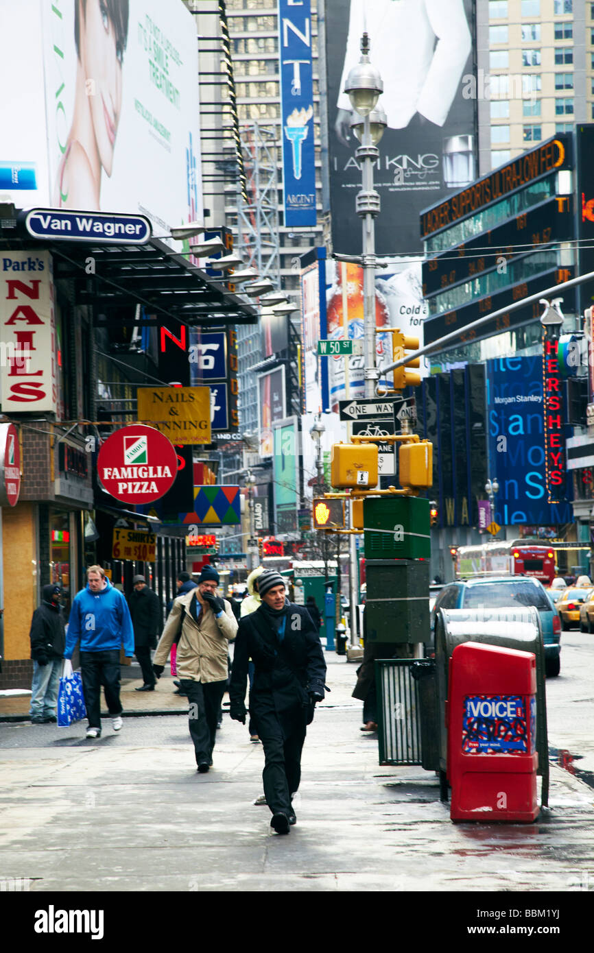street scene, Time Square, New York Stock Photo - Alamy