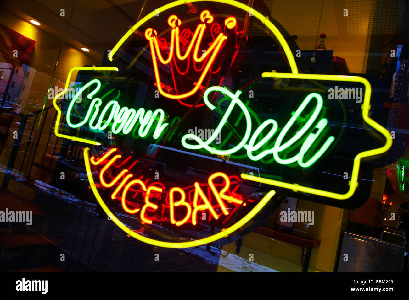 Crown deli diner neon sign hi-res stock photography and images - Alamy