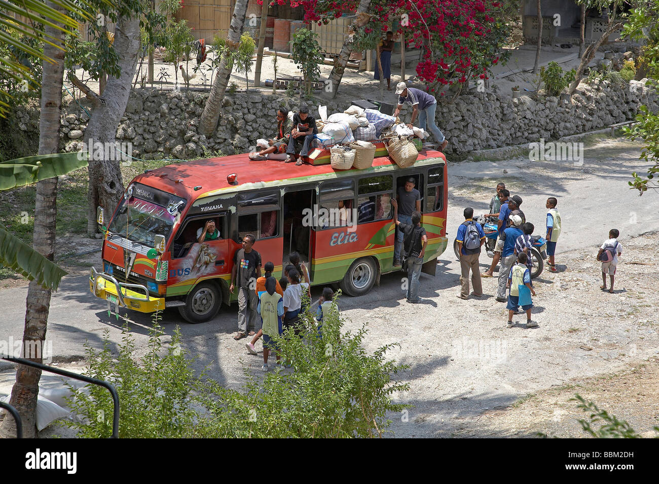 Carrying bus hi-res stock photography and images - Alamy