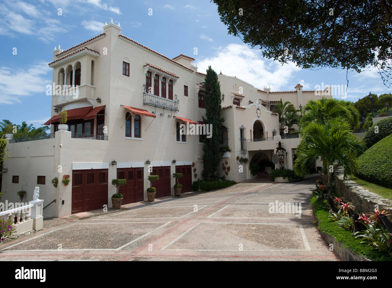 La Cruz del Vigia y Serrallés Castle, Ponce, Puerto Rico the historic ...