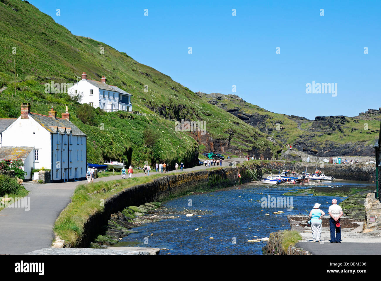 Boscastle village cornwall hi-res stock photography and images - Alamy