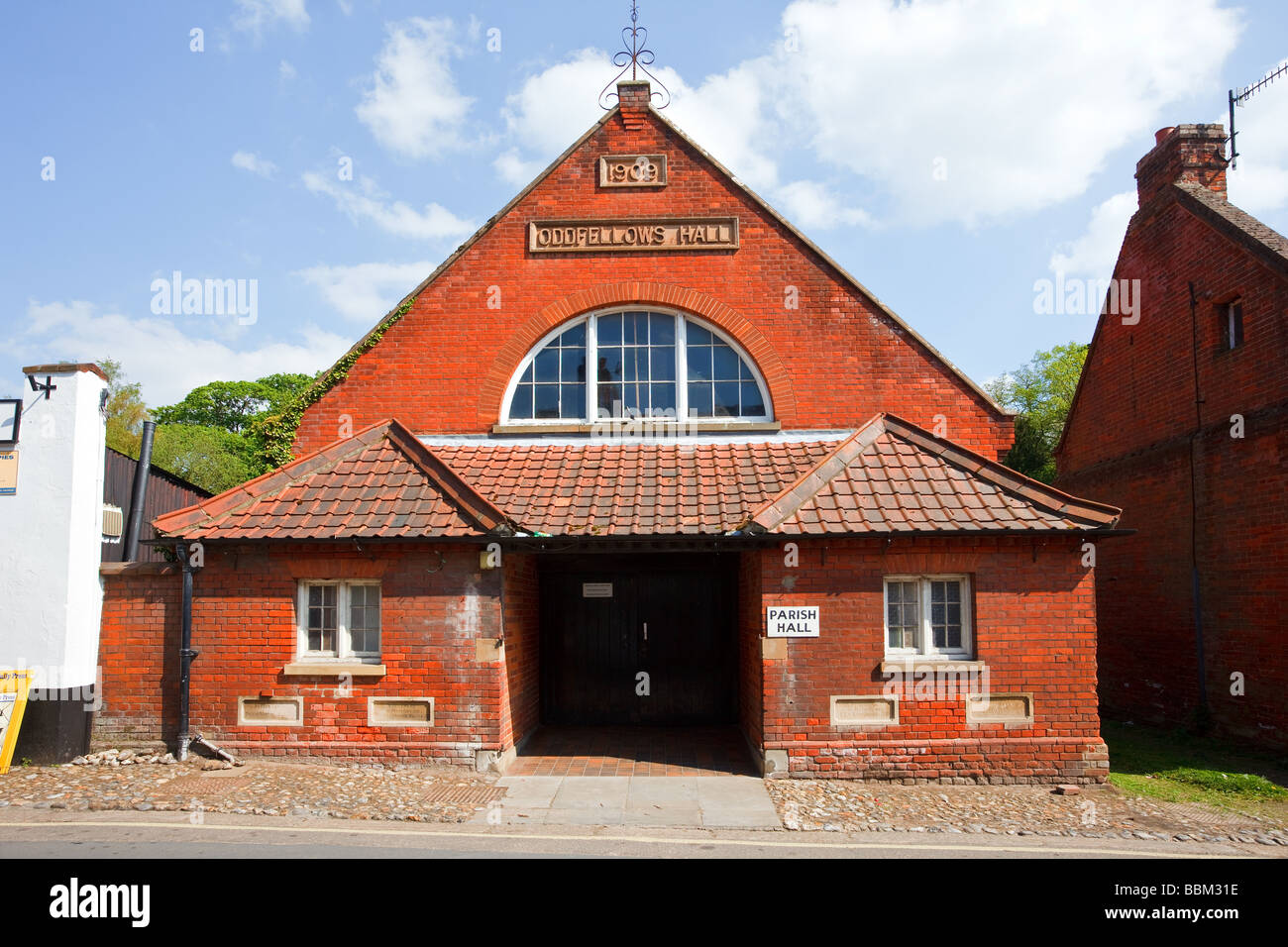 General images of Walsingham, the town with "The Shrine of our Lady of ...
