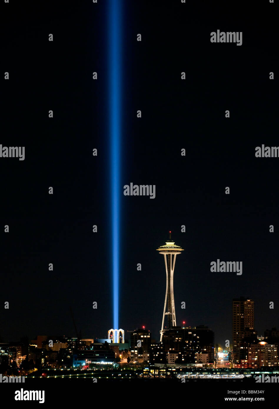 "Seattle Space Needle and the Microsoft BING introduction Stock Photo ...