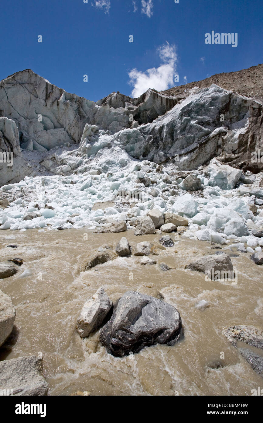 Gangotri glacier hi-res stock photography and images - Alamy