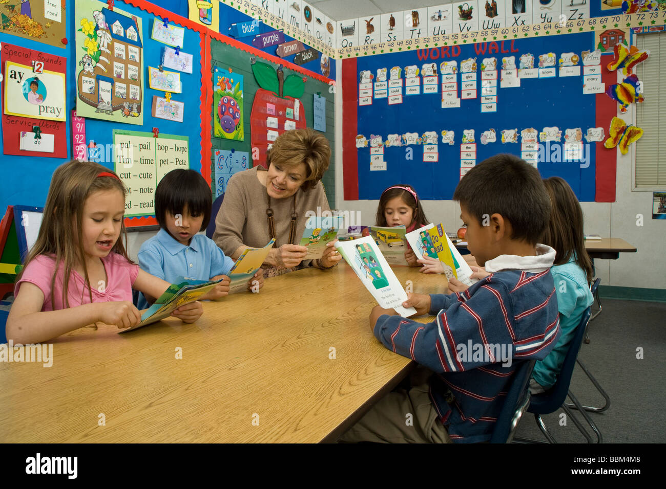 Elementary kids reading interracial multi ethnic racial diversity ...