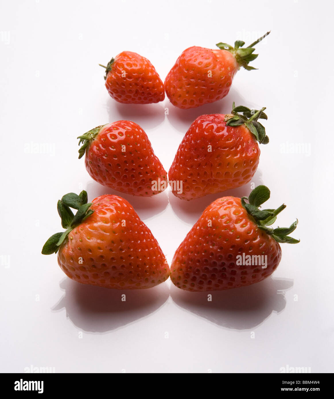 Six strawberries hi-res stock photography and images - Alamy
