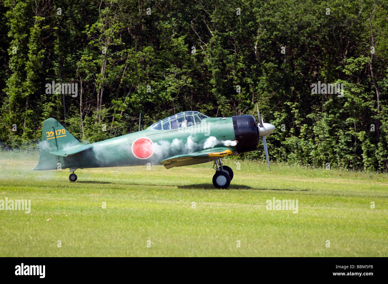 Japanese zero aircraft hi-res stock photography and images - Alamy
