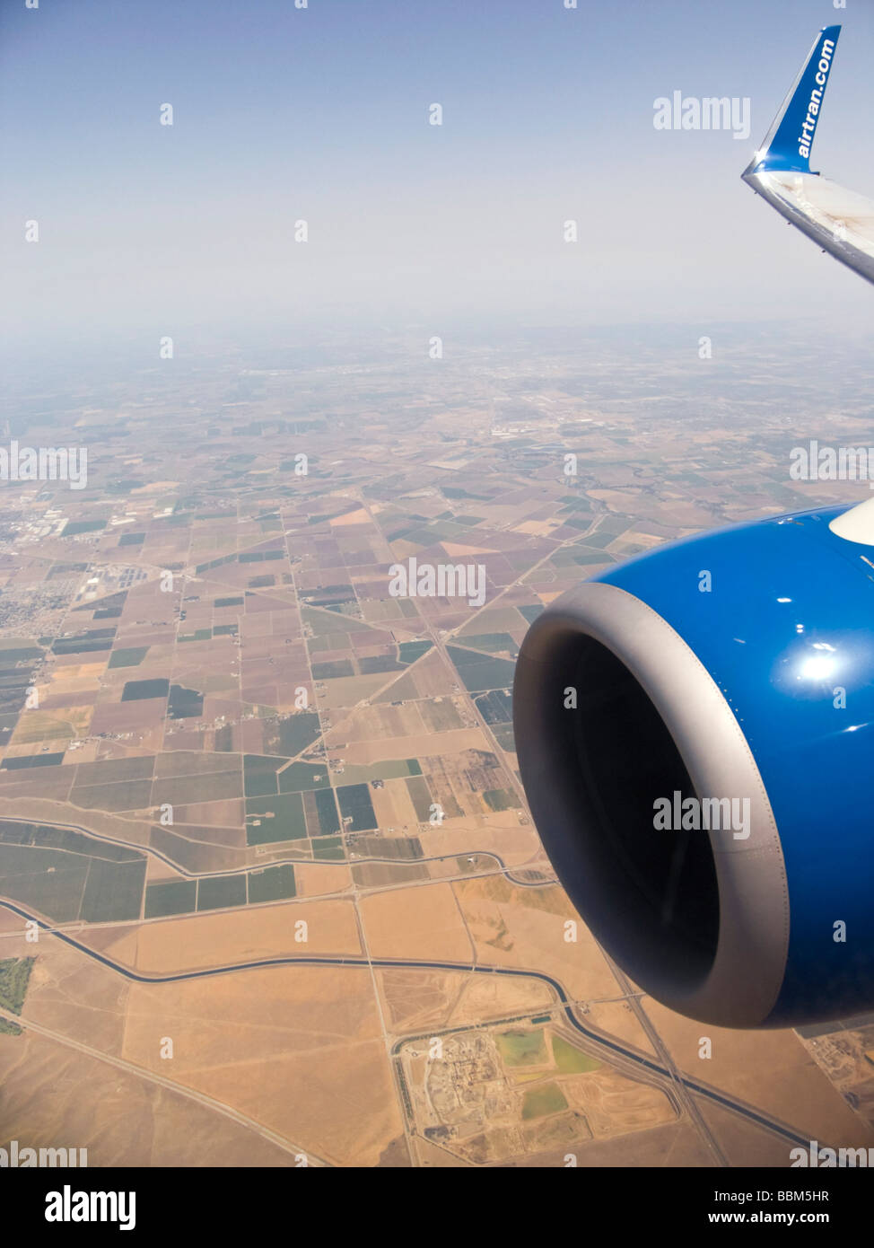 Commercial jet aerial view hi-res stock photography and images - Alamy