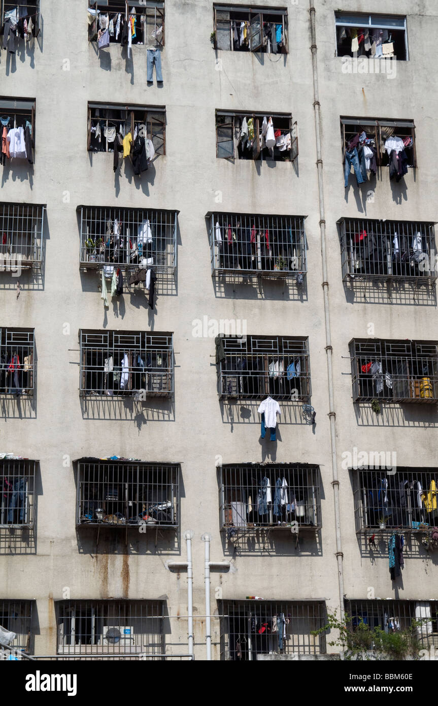 CHINA Migrant workers from the countryside live in cramped dormitories ...