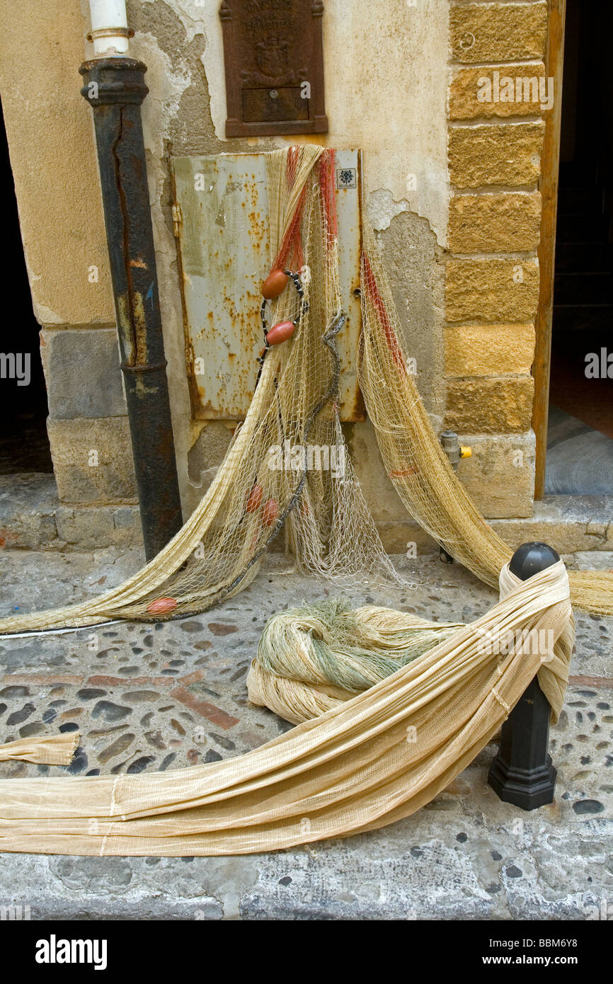 Old port fishing fishnet mender repair Moorish architecture Town of ...