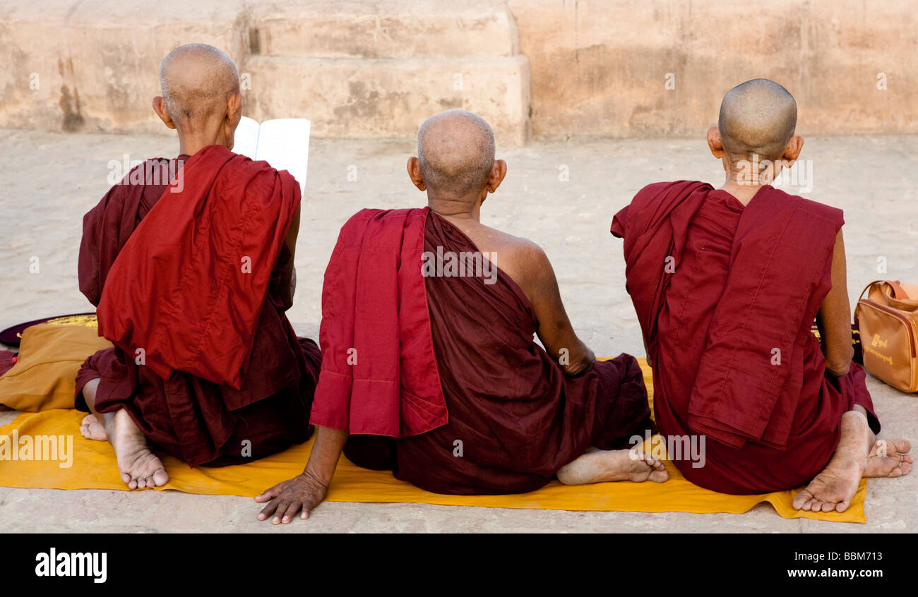 Buddhist Monks At Sarnath Varanasi Uttar Pradesh India Stock Photo - Alamy