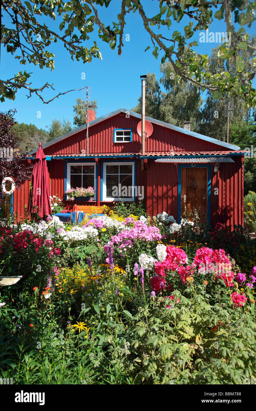Holiday Home Colourful Garden Country style Kuroeiu Nerija National Park On The Curonian Spit holiday-home-colourful-garden-country-style-kuroeiu-nerija-national-park-on-the-curonian-spit