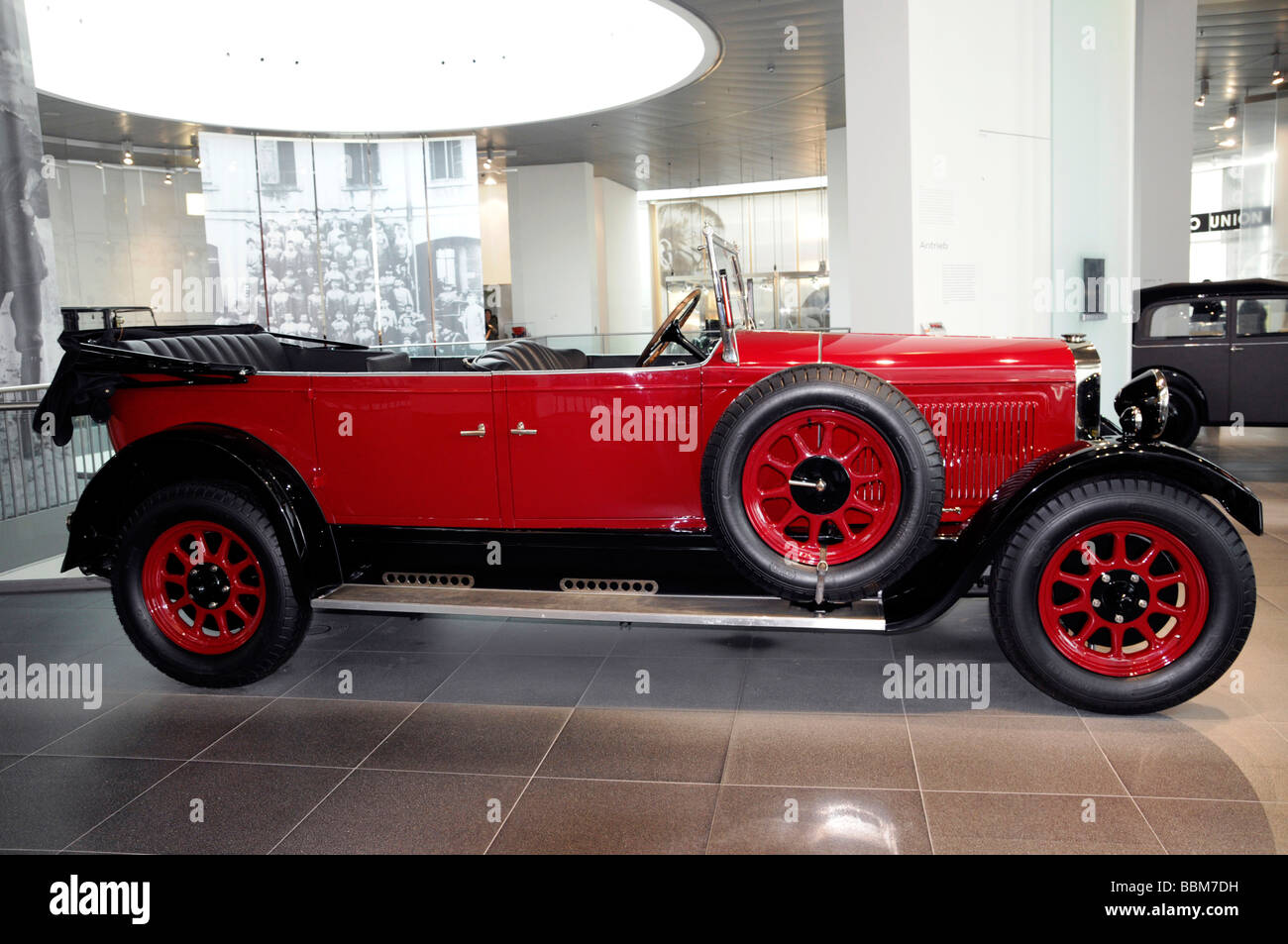 Horch 8, type 303, Phoeton, open touring car, museum mobile, Audi World ...