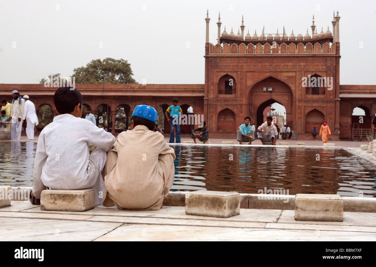 People In The Jama Masjid Mosque Delhi India Stock Photo - Alamy