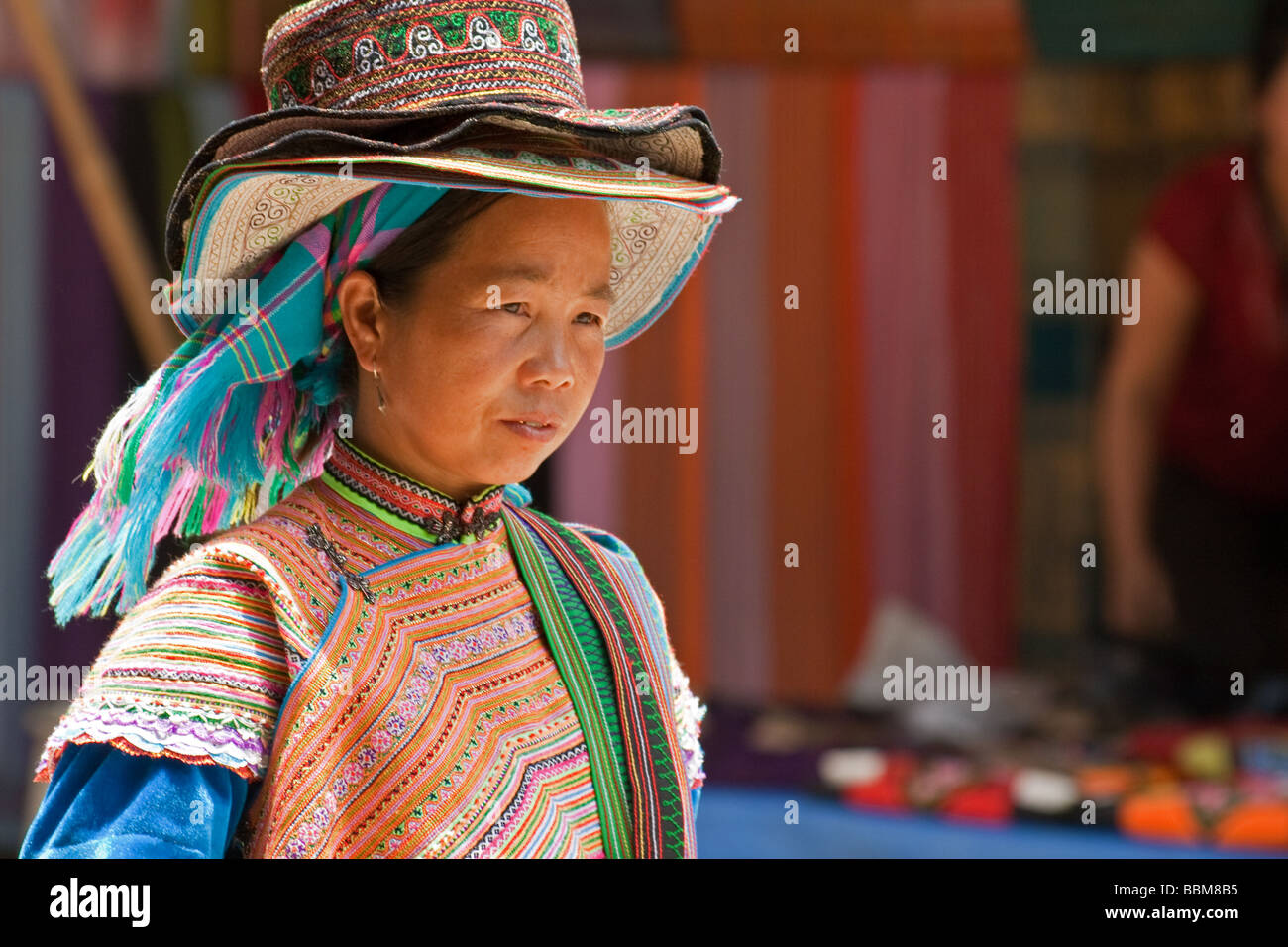 Hmong headwear hi-res stock photography and images - Alamy