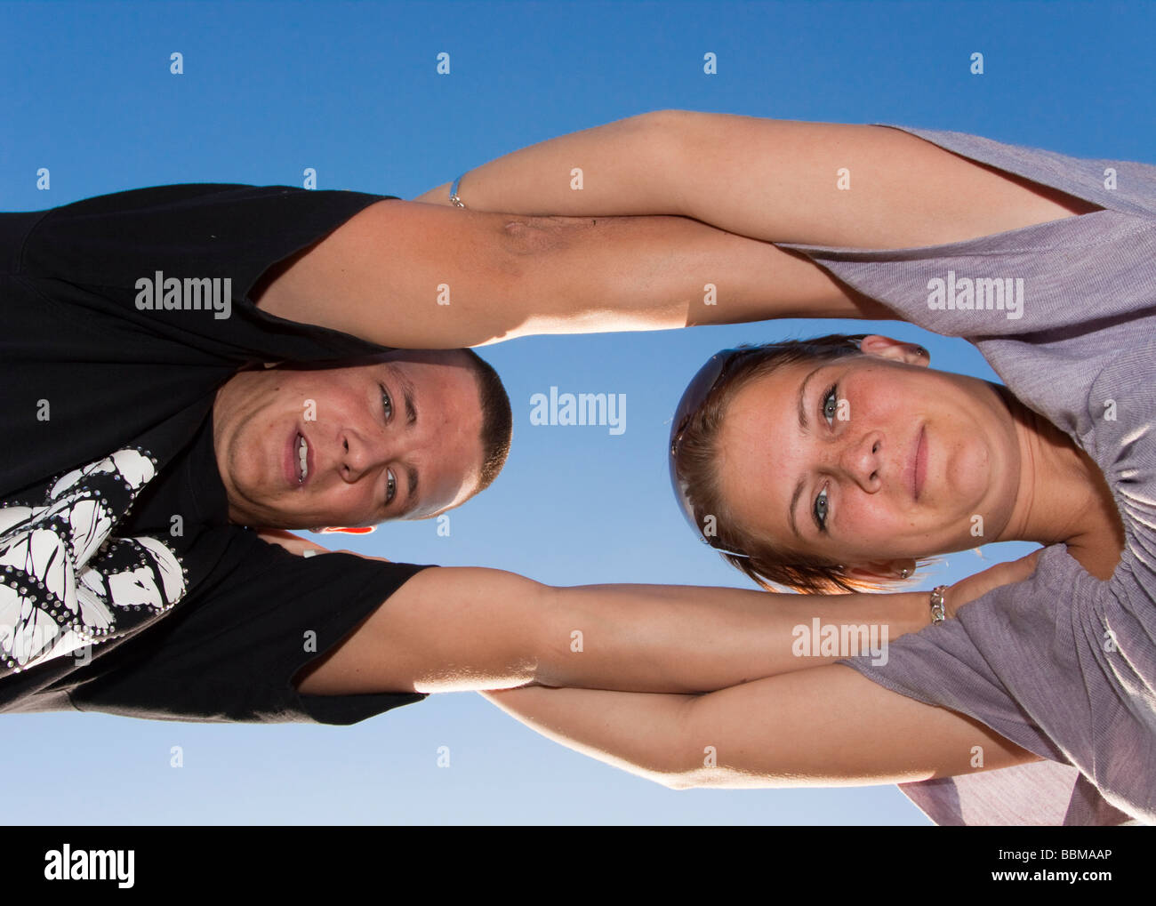 Teenagers hugging hi-res stock photography and images - Alamy