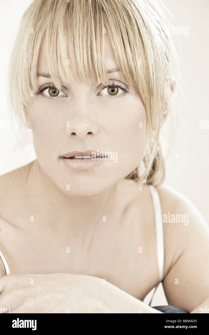Pretty young woman Stock Photo - Alamy