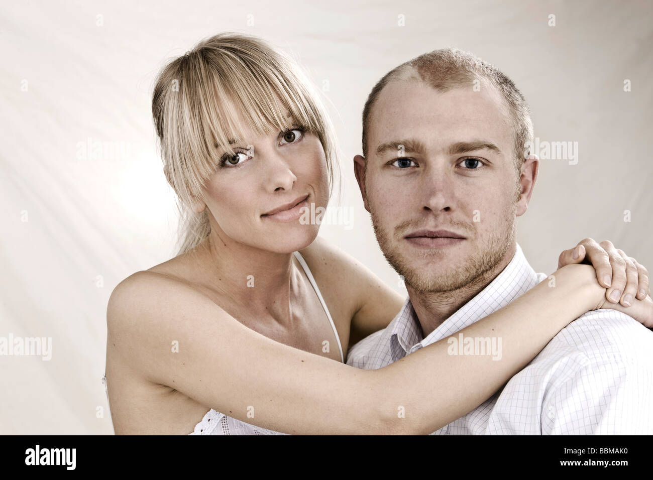Woman wearing white clothes hi-res stock photography and images - Alamy