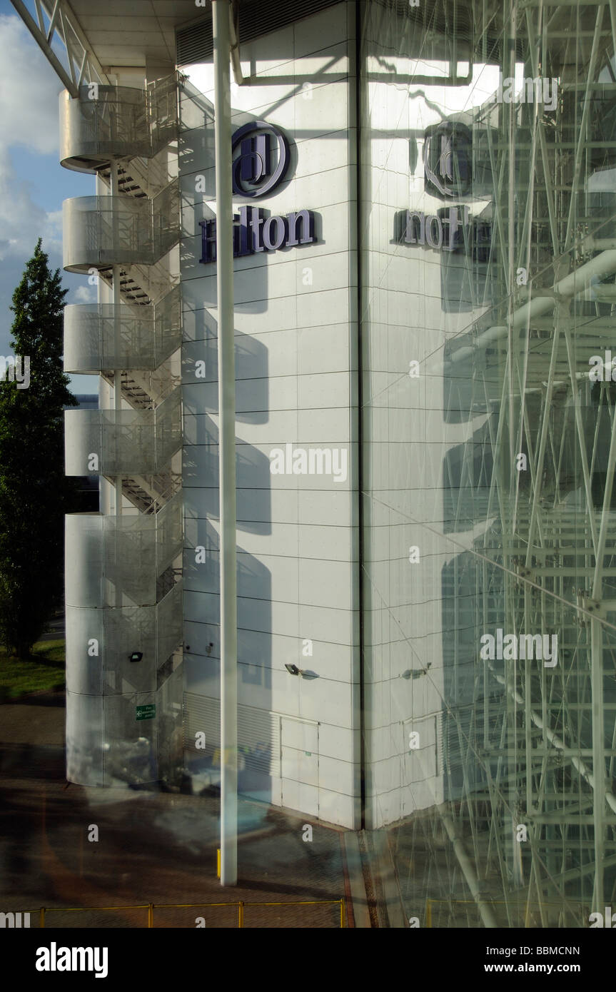 Hilton hotel modern architecture hi-res stock photography and images ...