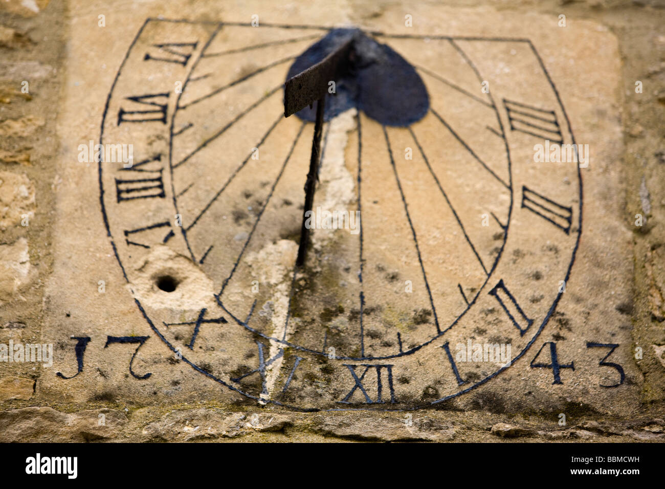Sundial 18th century hi-res stock photography and images - Alamy