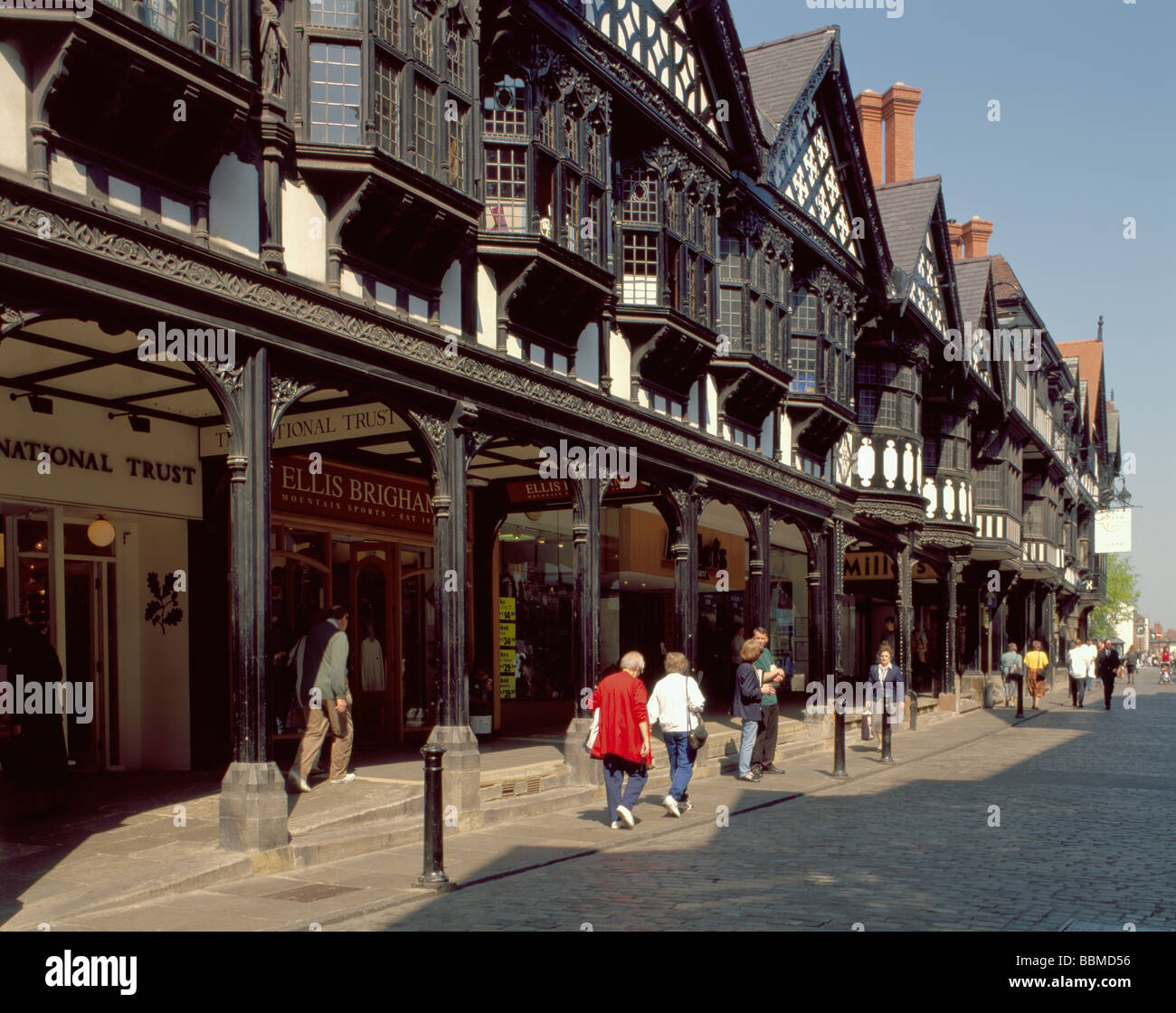 Picturesque old half timbered buildings, Northgate Street, Chester ...