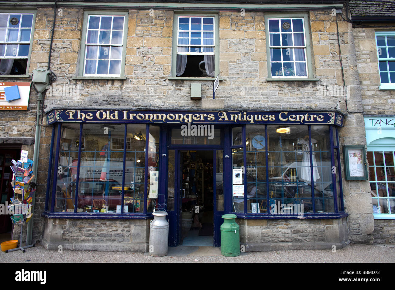 Lechlade canal hi-res stock photography and images - Alamy
