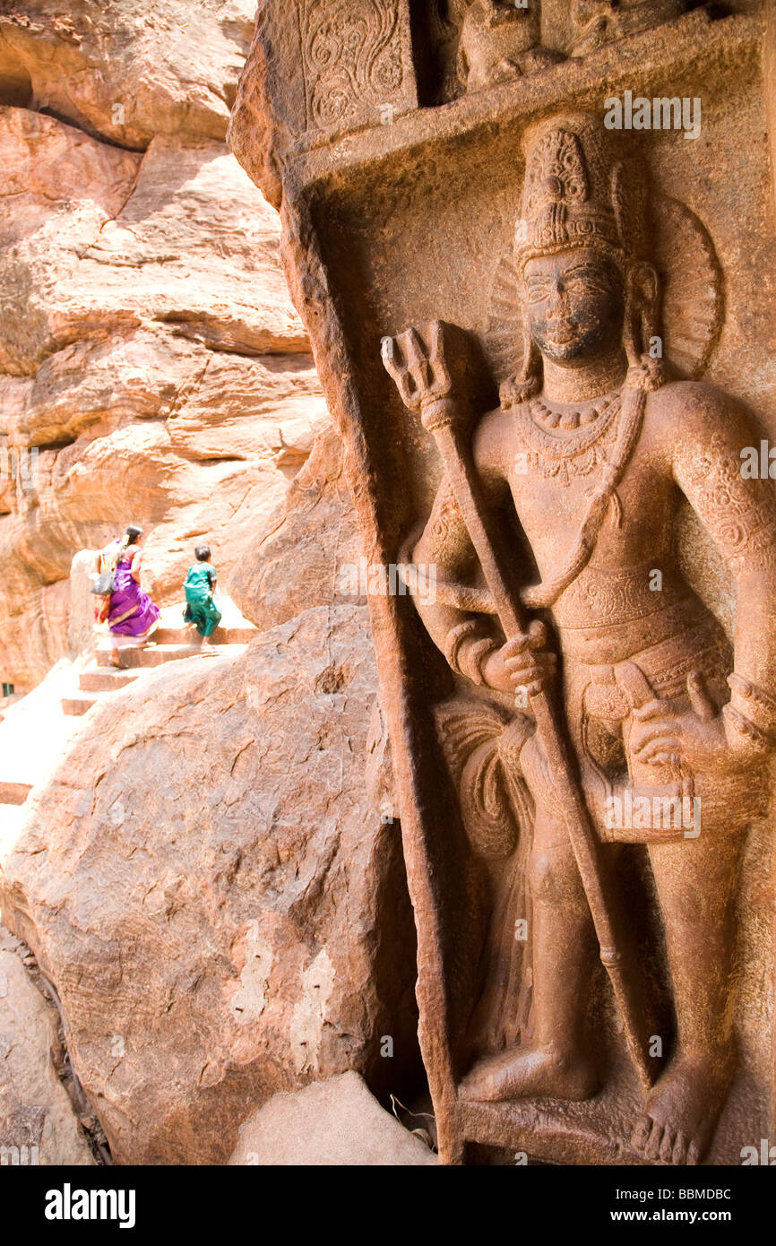 Carved stone figure shiva caves hi-res stock photography and images - Alamy